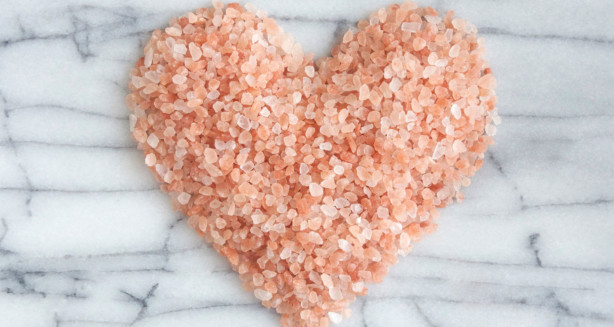 Himalayan Salt Benefits: Why It's a Better Choice Than Table Salt