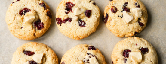 20 Keto Christmas Cookie Recipes: Santa's favorite low carb cookies.