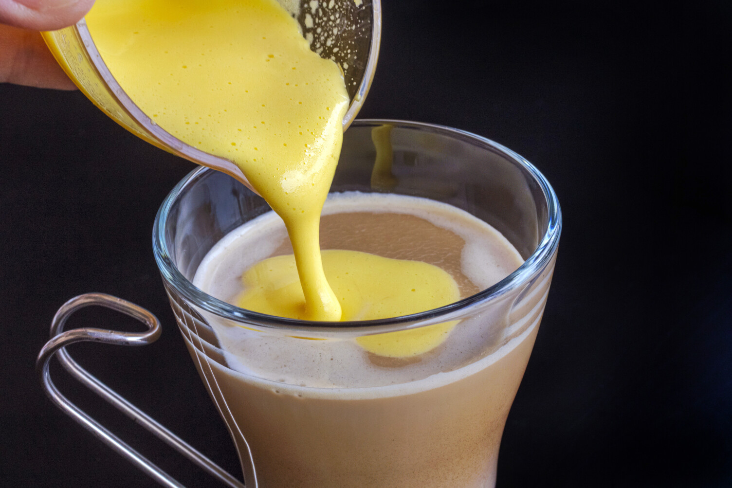 Vietnamese Egg Coffee Recipe: Creamy & Authentic